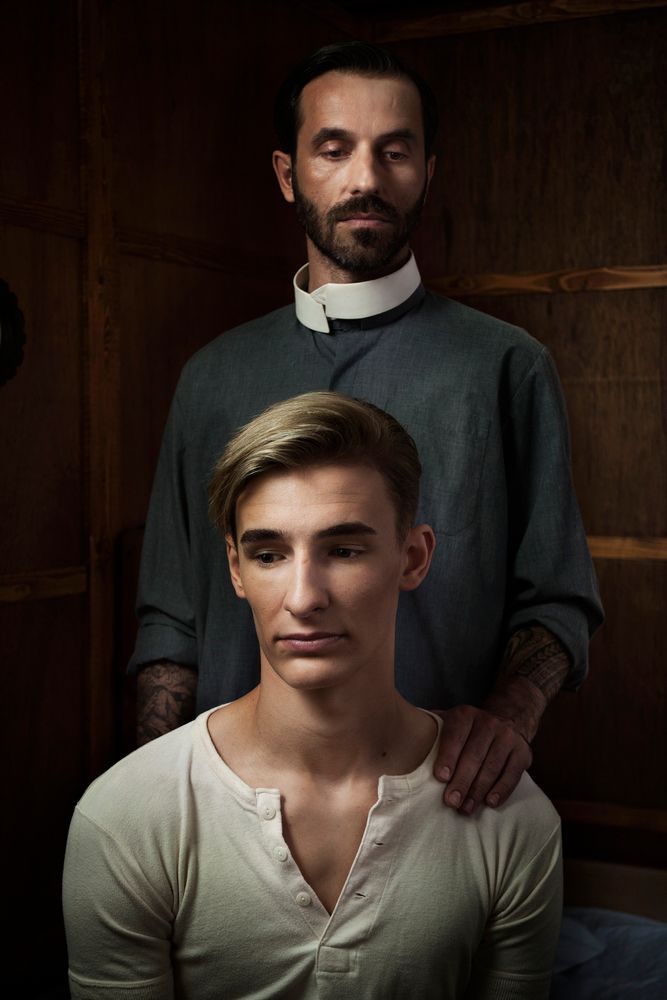 Jan-Willem van Riel - Get on ypour knees and confess | LensCulture