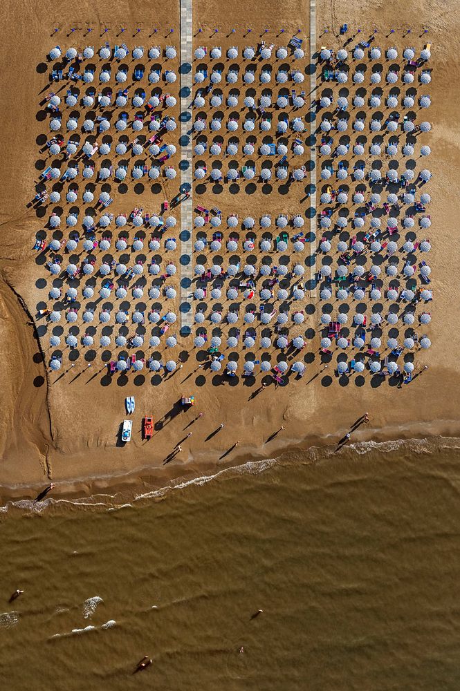 Daniel Reiter - 90 grad | LensCulture