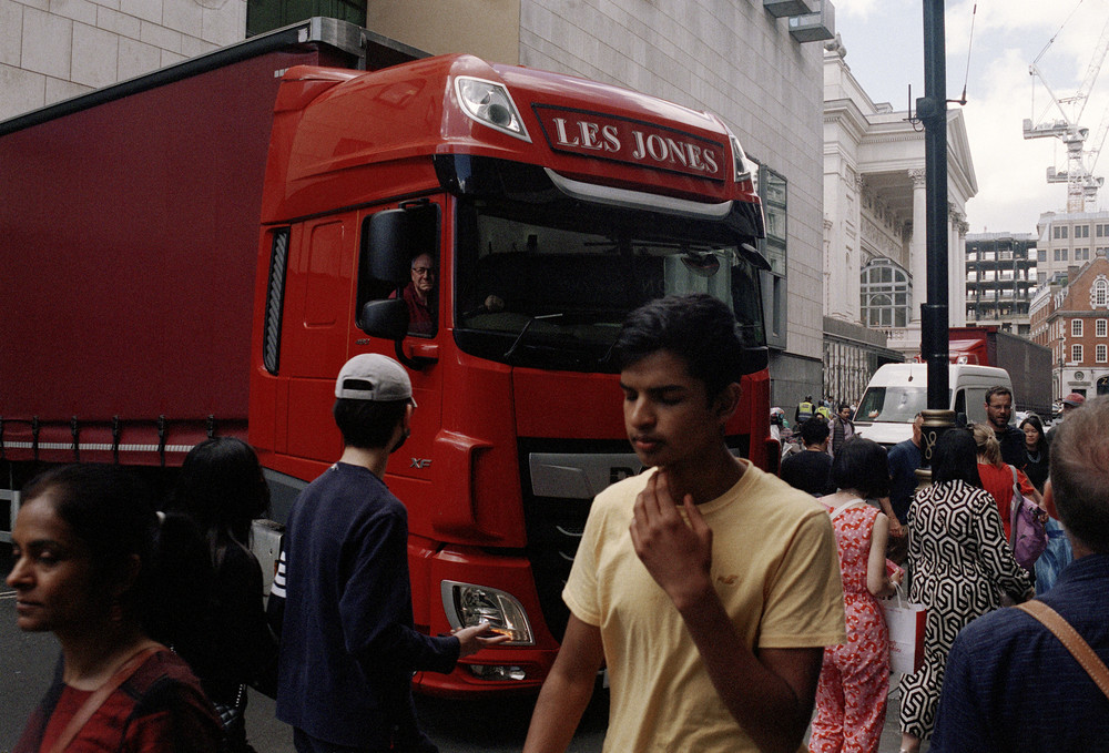 Peter Lally - London Snapshots | LensCulture