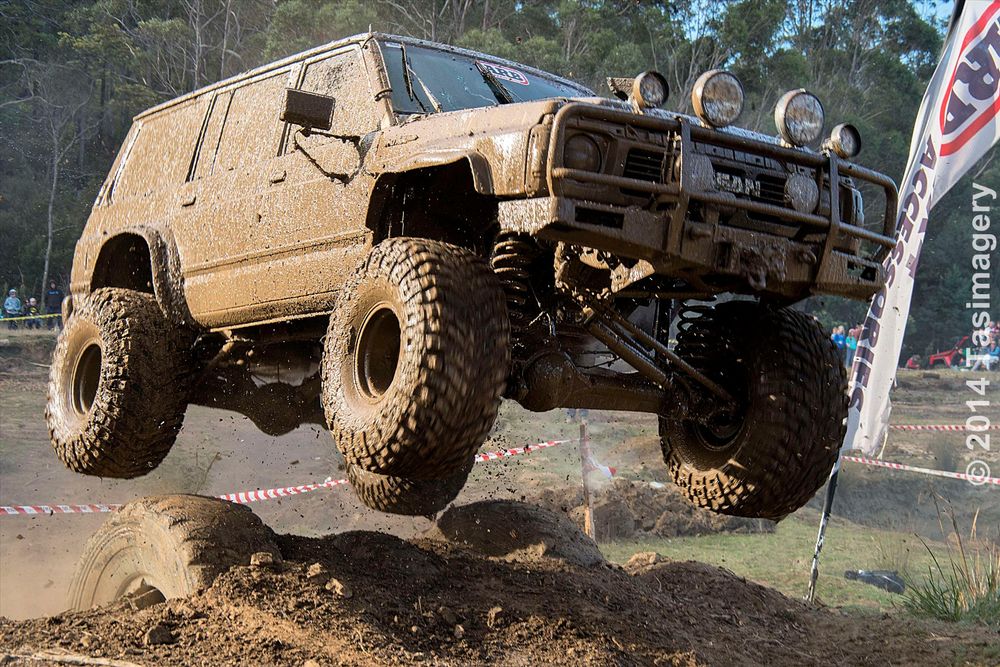 Kellevie Mud Run - LensCulture