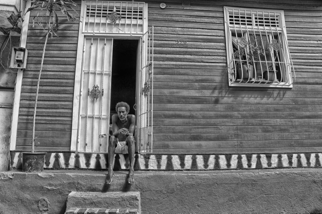 Martín Valerio - Walking thru your head | LensCulture