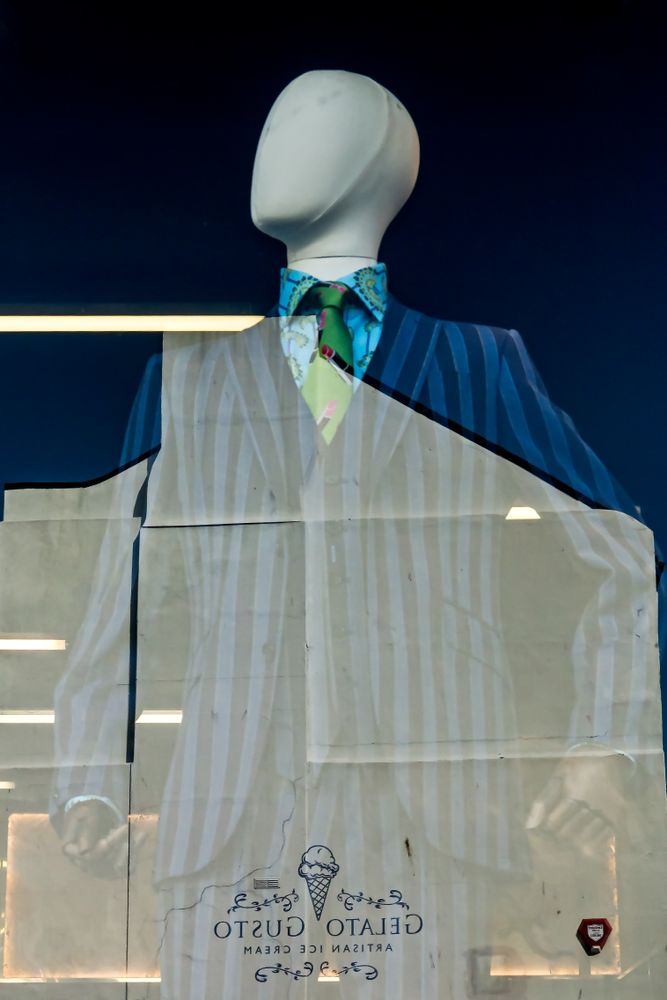 Andrew Weale - Mannequin Lolita | LensCulture