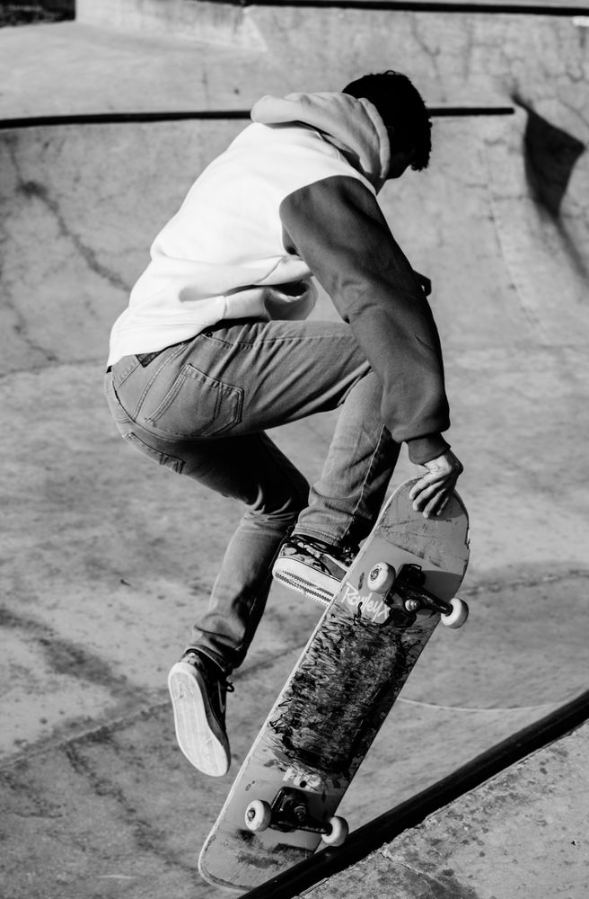 Richard Molnar - Skate | LensCulture