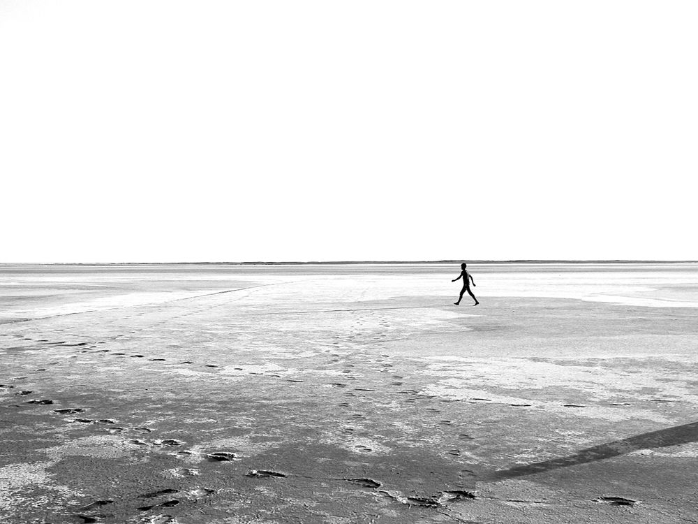 fatih akal - Minimal Photo Series | LensCulture