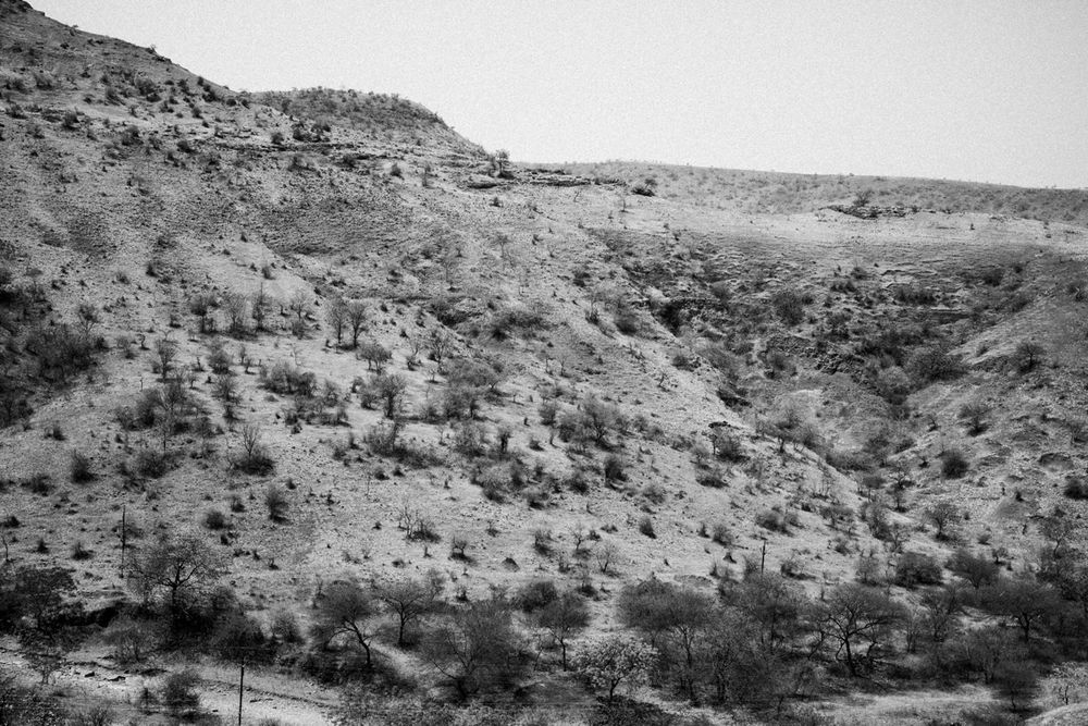 Harsha Vadlamani - Dushkal: Climate Change and Agrarian Crisis in ...