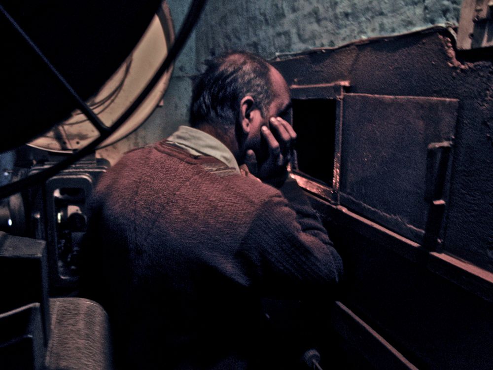 suren pillay - RAJA Talkies | LensCulture