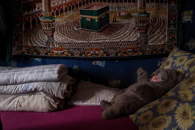 Vladimir Zivojinovic - Lunik IX - inside the biggest Roma community (de ...