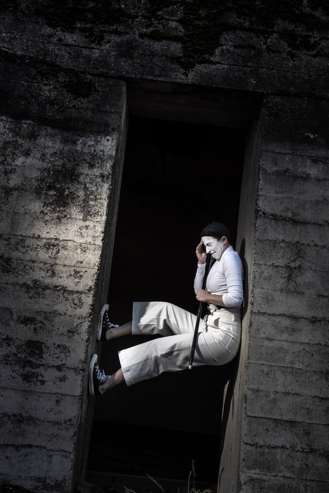 Robert Claus - Pierrot in the Modern World | LensCulture