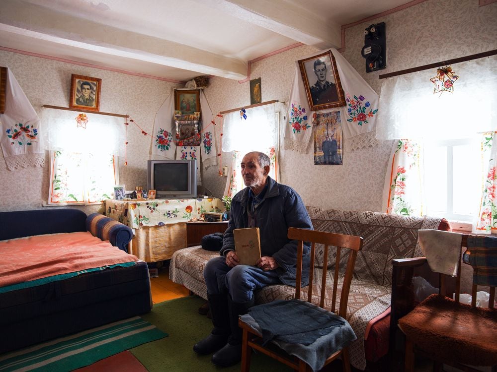 Sungtae Jung - Samosely: self-settlers in Chernobyl | LensCulture