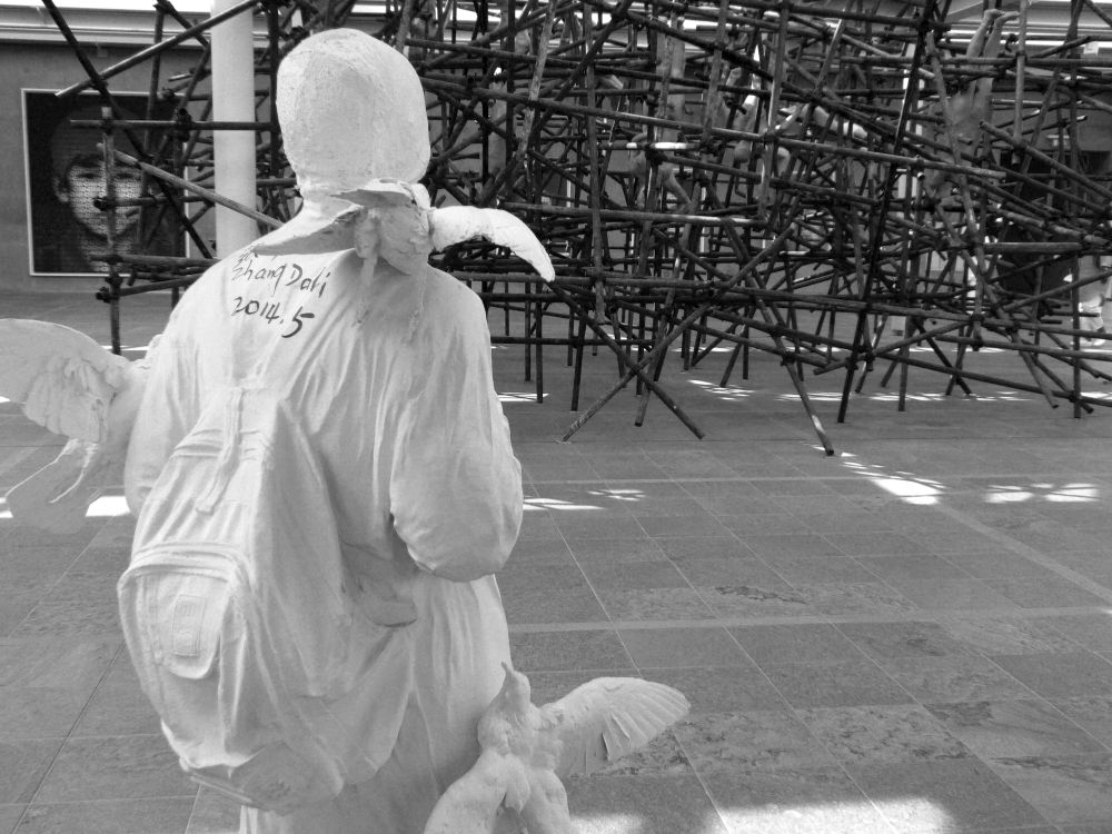 Margaret Kay Dodd - PILLARS IN THE TEMPLES OF ART | LensCulture