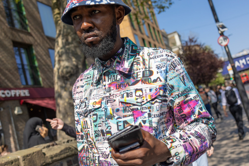 Massimo Alberti - Meet in London | LensCulture