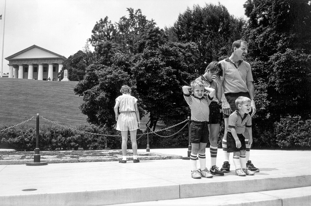 Kevin Horan - Tourists | LensCulture
