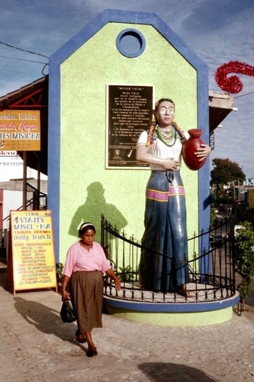 Robert Melik Finkle - Outdoor town life in poor countries. | LensCulture