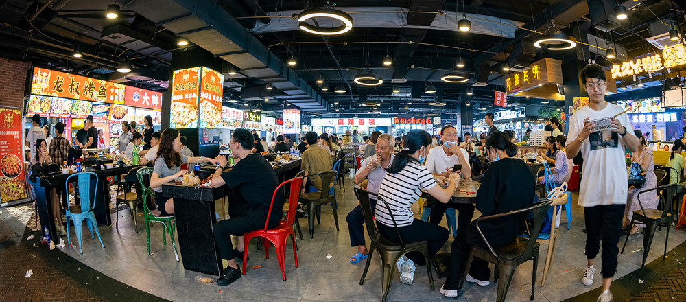 XU JIAN - Wulin night market of Hangzhou China | LensCulture