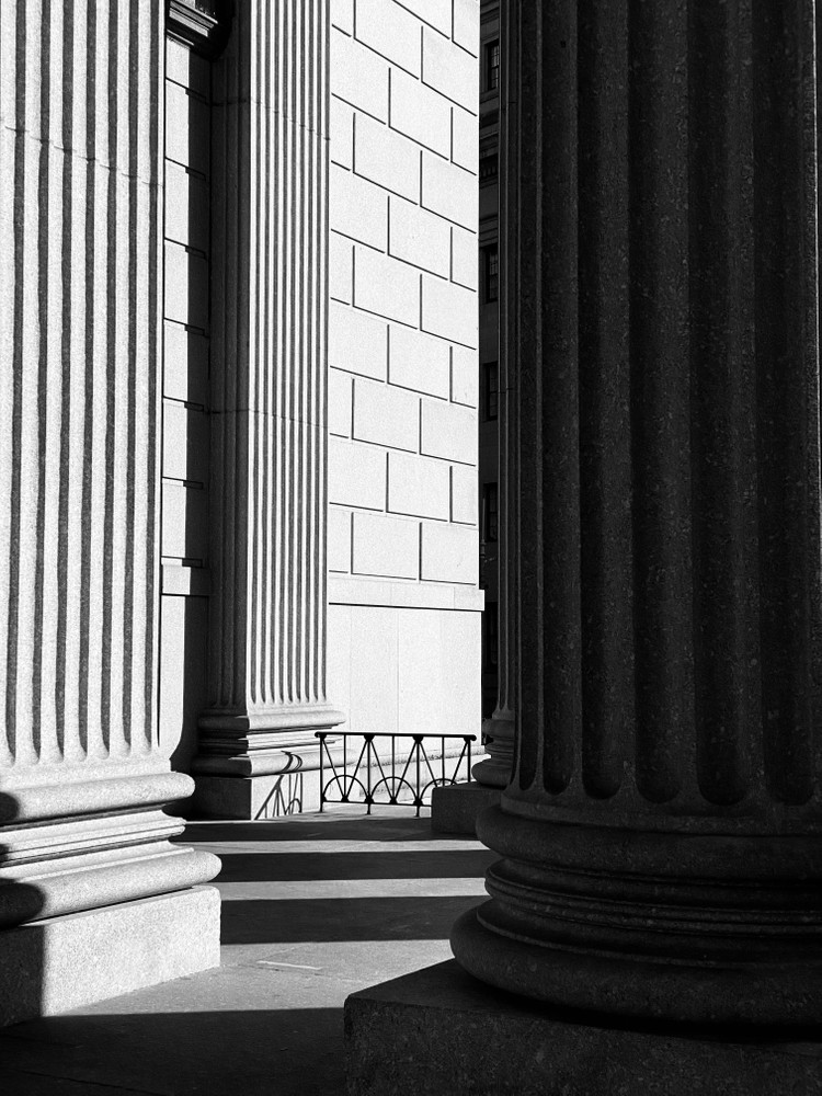 Matt Pranaitis - Whispering Corners | LensCulture