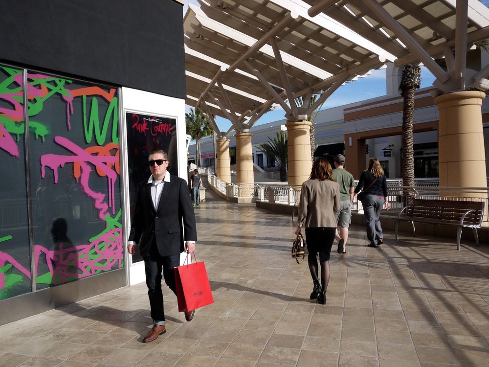 Susan Ressler - America's Finest (from "High End"), 2014 | LensCulture