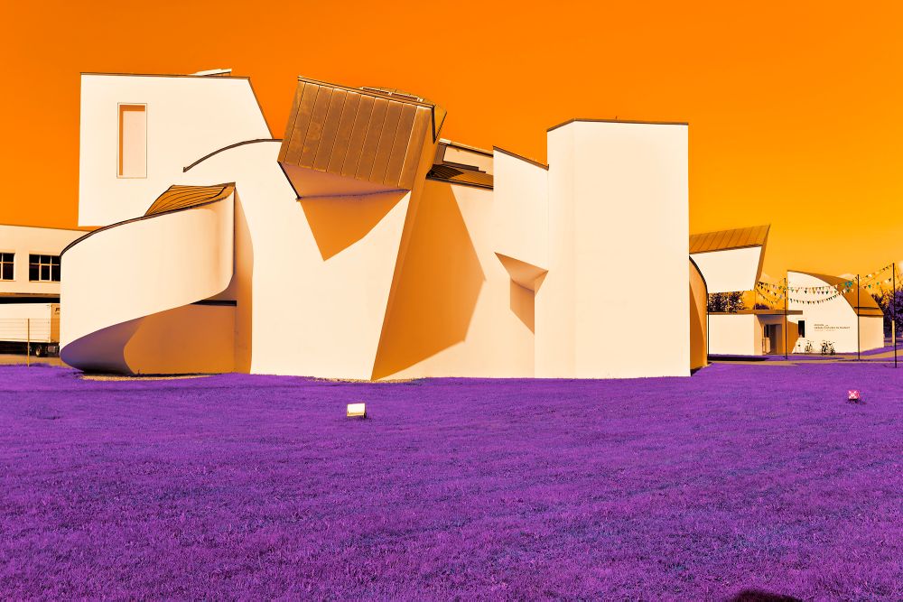 Andrea Belloni - Surreal Architectures | LensCulture