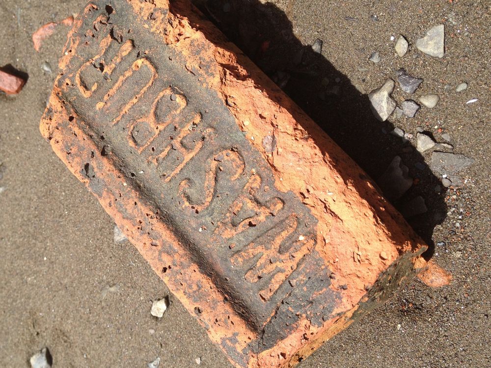 Steven Parisi - Gentile - Dorsky Museum, UNDERCURRENTS "Orphan Bricks ...