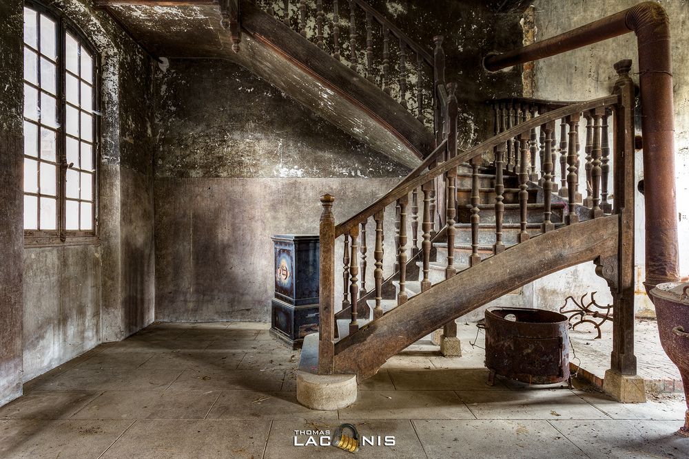 Thomas Laconis - Forgotten | LensCulture