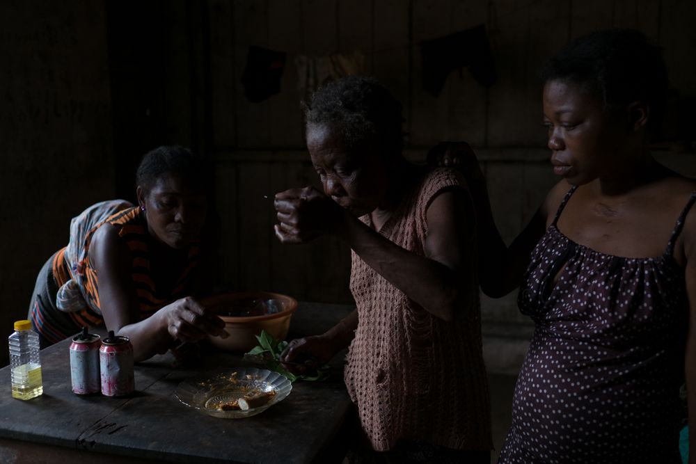 Rui Santos - Terra-Maçã (Earth's Apple) | LensCulture