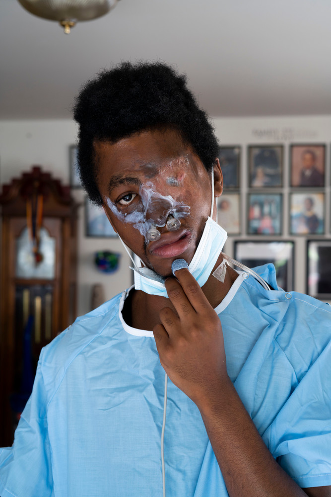 Joshua Dixon - Inside of the Gown | LensCulture