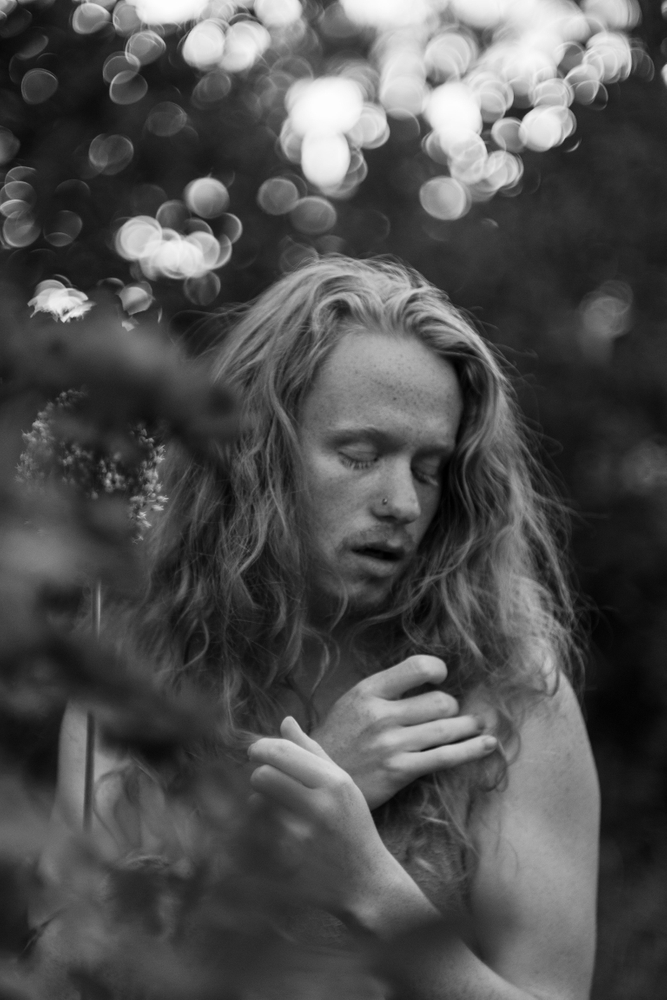 Jon Sims - Life is to be lived | LensCulture