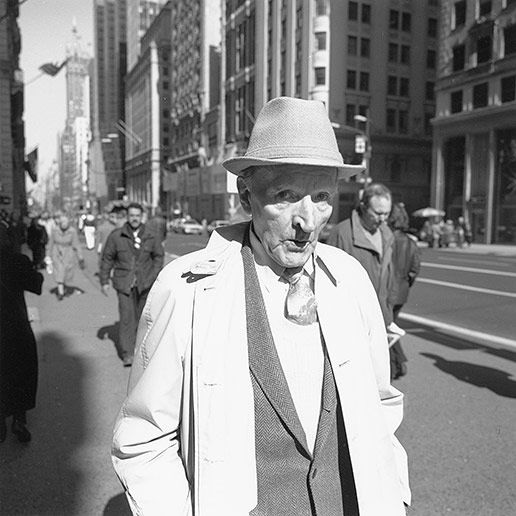 Peter Kayafas - People in New York | LensCulture