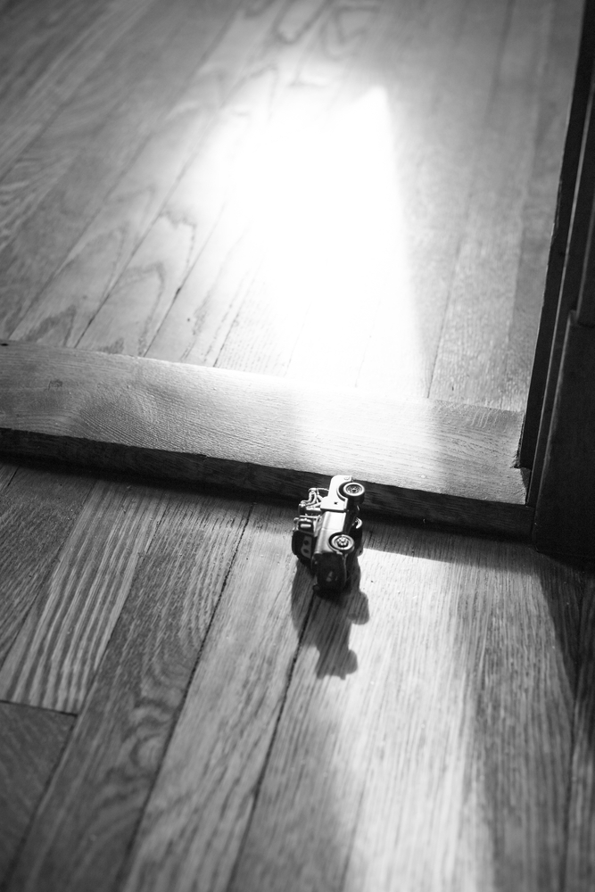 Joseph Maxwell - Home 21 | LensCulture