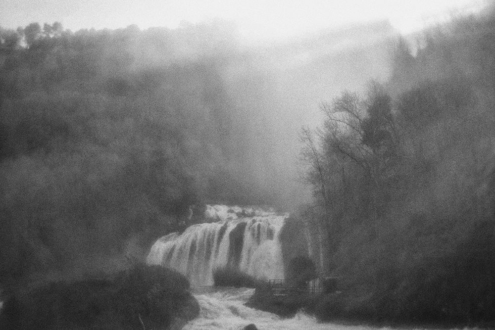 Andrea Belloni - Waterfalls | LensCulture