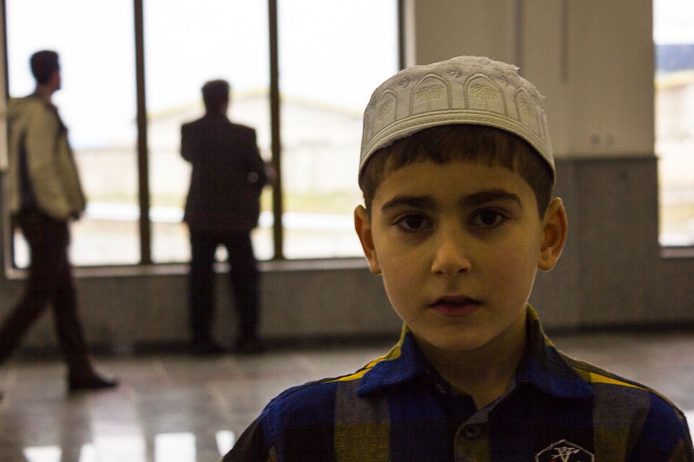 Ali Mozaffari - Behold the beholders I - Airport | LensCulture
