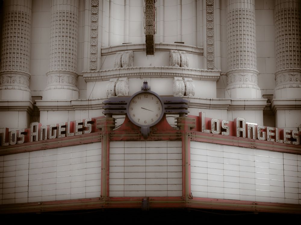 Mark Indig - Broadway | LensCulture