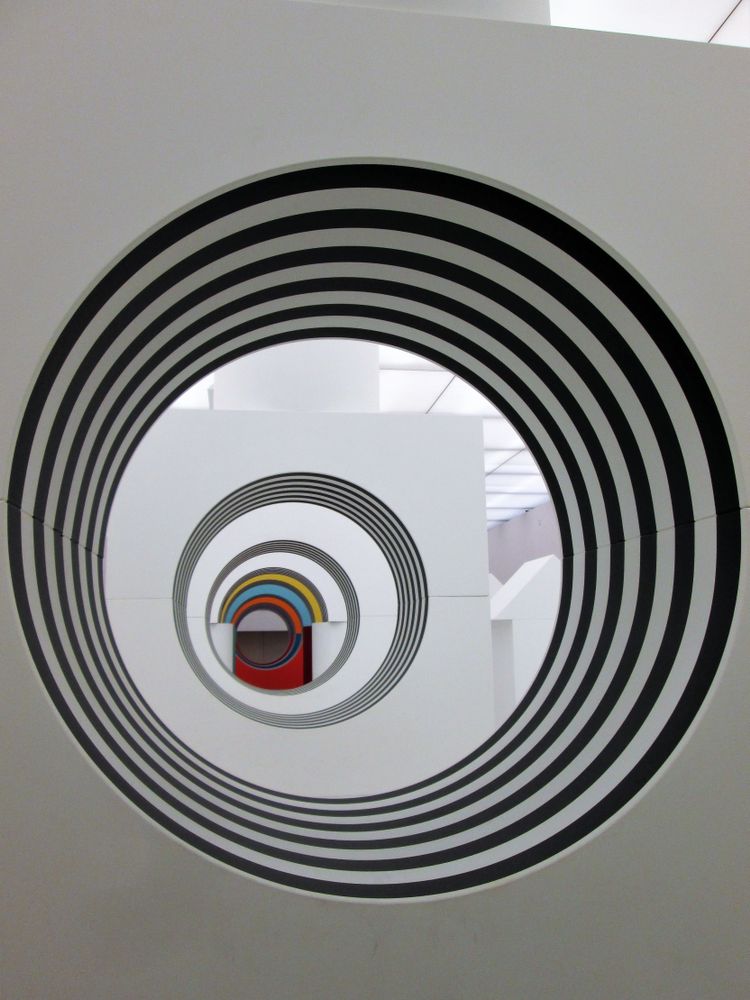 Daniel Teafoe - DANIEL BUREN - THE MUSEO MADRE NAPOLI - 2015 | LensCulture