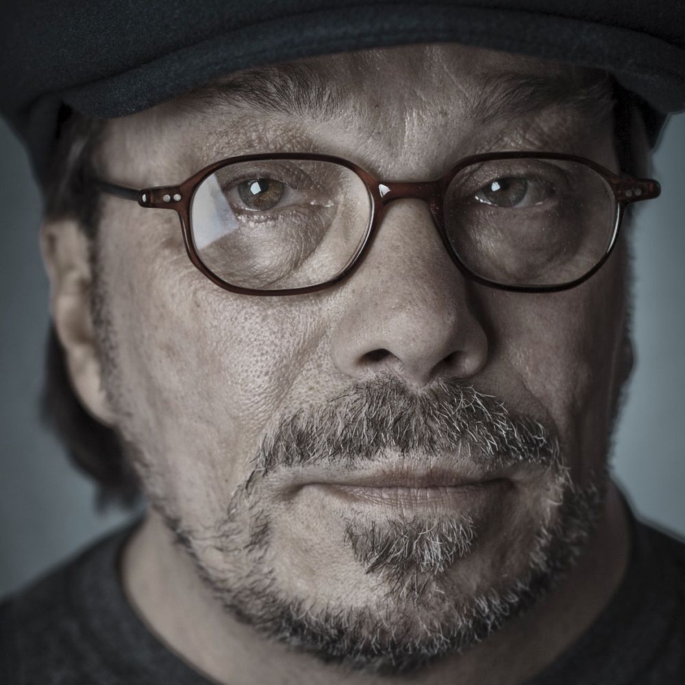 Portrait-Fotografie Ronald D. Vogel - Can't get closer | LensCulture