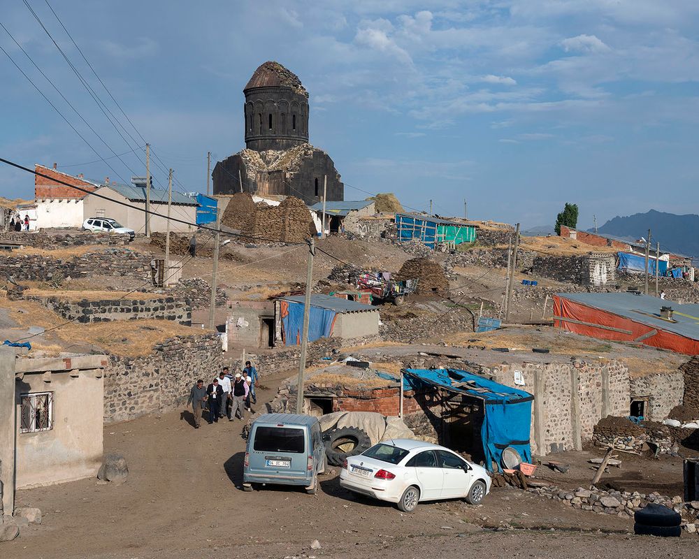 Nick Hannes - Armenian churches in Turkey | LensCulture
