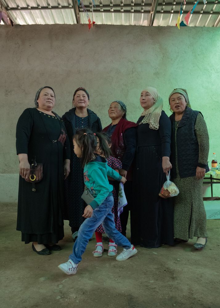 Guan Nan - Dungan Sisterhood | LensCulture