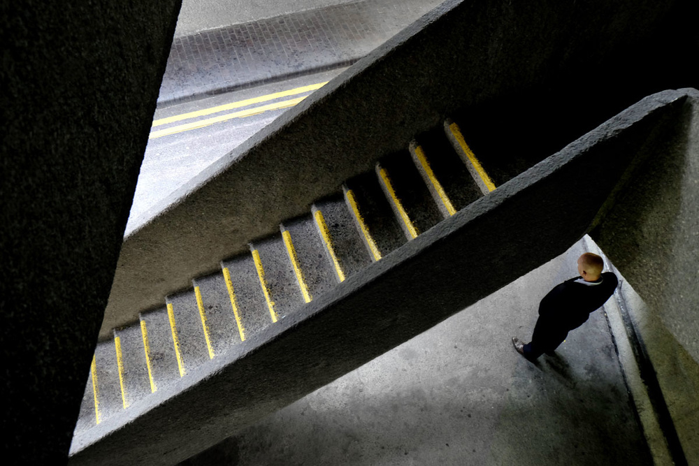 Siegfried Hansen - Surfaces in the street | LensCulture