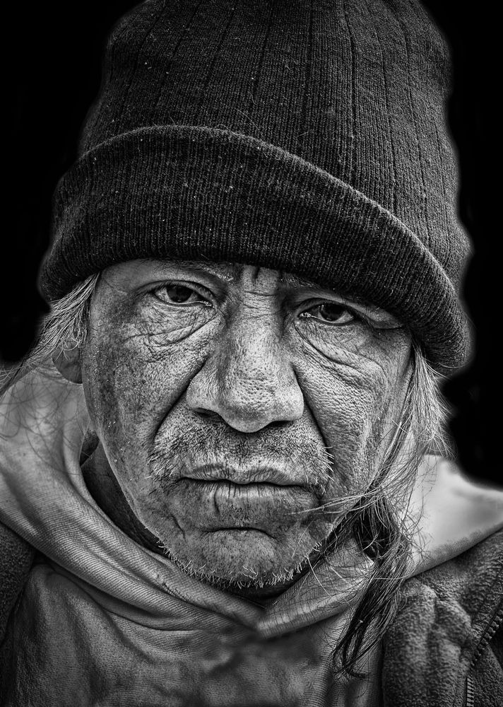 Gary Koenig - Storylines/Portraits From The Street | LensCulture