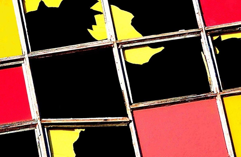 Peter Wiseman - Windows To The World | LensCulture