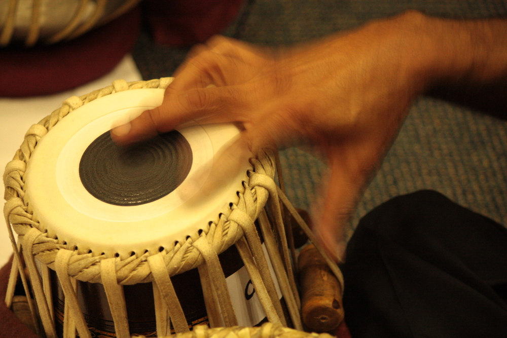 Saba Hasan - tabla a study in movement | LensCulture