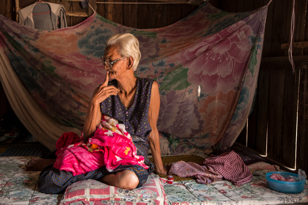 angela cornish - Lifeboat | LensCulture