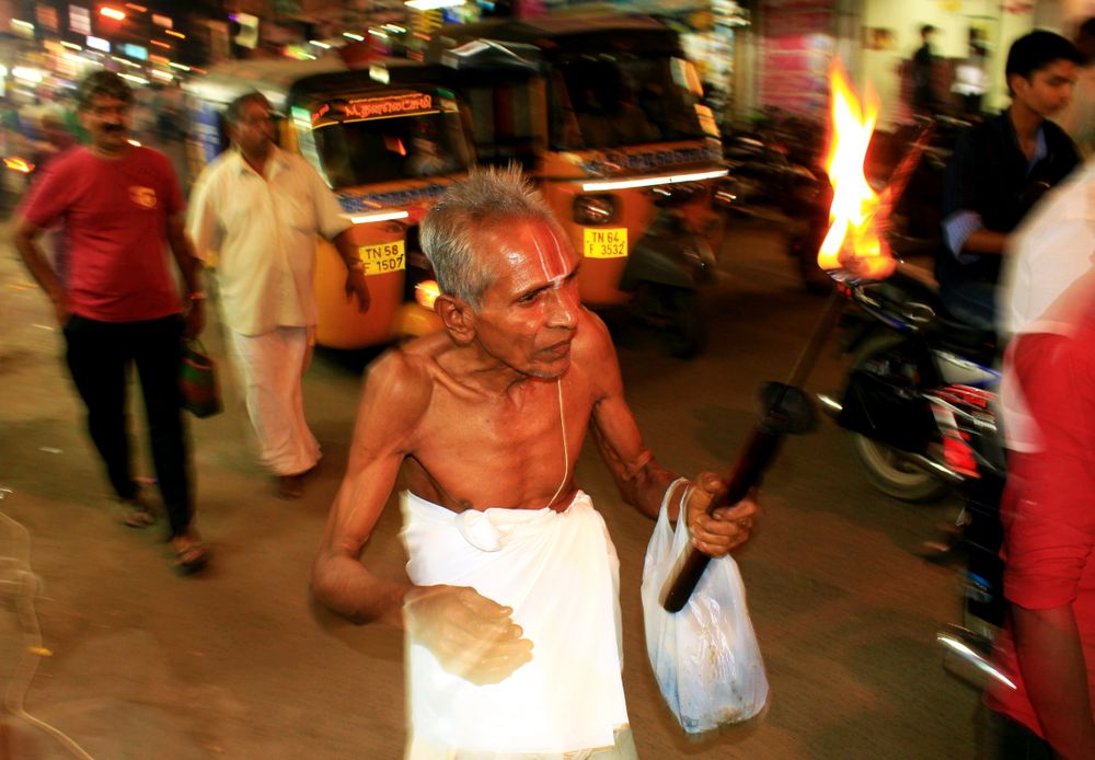 Cory Coleman - Faces in colourful places | LensCulture