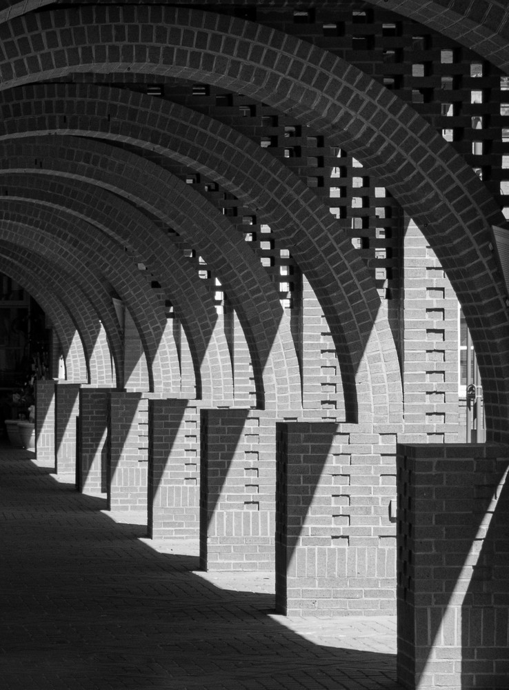 Gordon Backman - Summer Fun | LensCulture