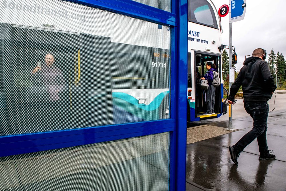 Leslie A Zukor - Street Life in the Seattle Area | LensCulture