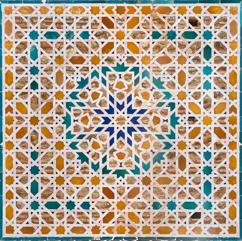 Karen Strom - Islamic Tile Studies | LensCulture