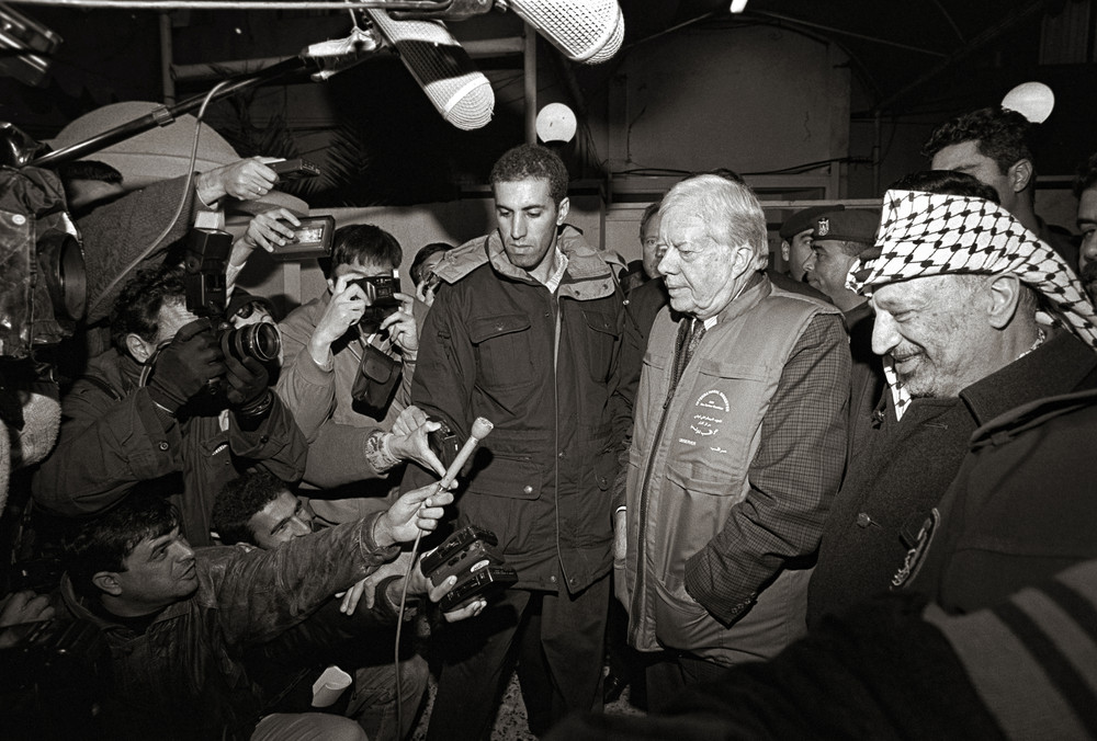 Billy Howard - Peace | LensCulture