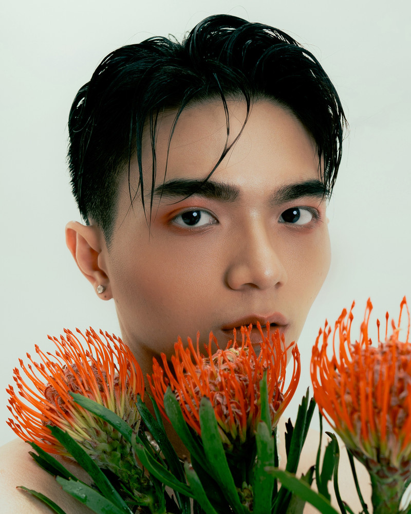 Vi Nguyen - fragile | LensCulture