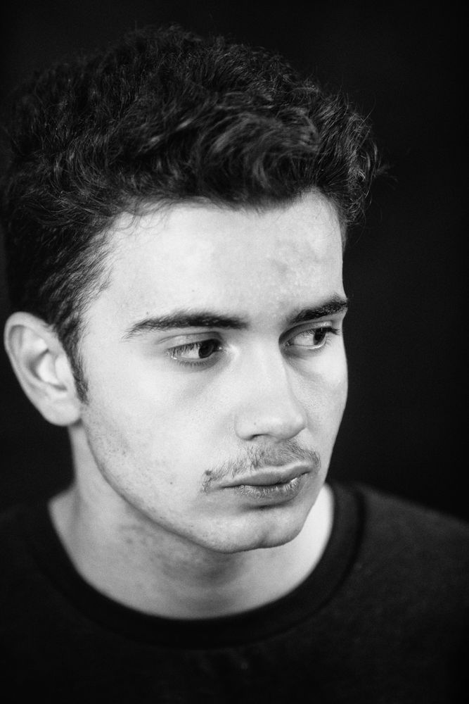 GIUSEPPE SCHIAVONE - Vincy portraits | LensCulture