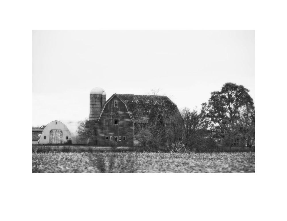 Giovanni Renna - no(w)here | LensCulture