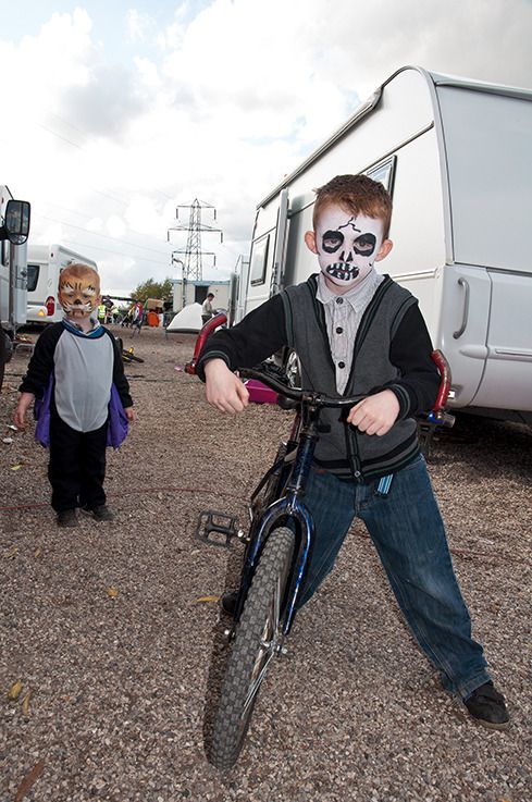 Julia Johnson - Long Live Dale Farm | LensCulture