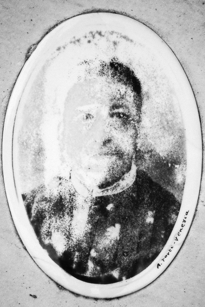 Martin Kesting - Maranasati, 2018-now | LensCulture